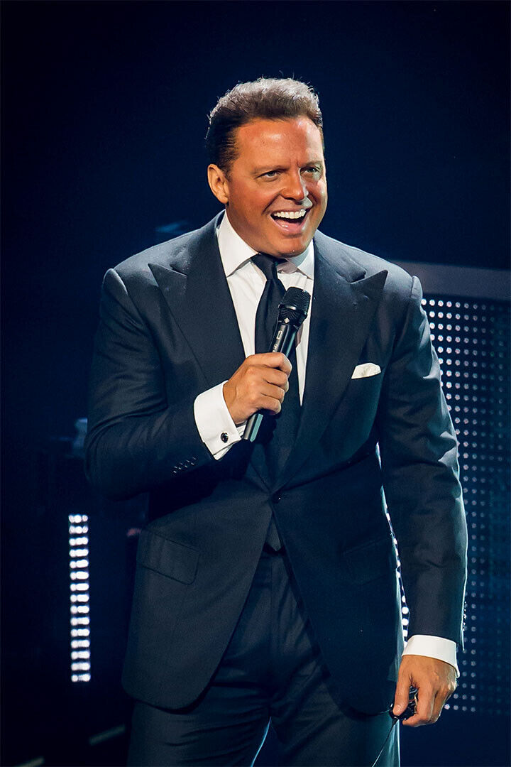 Poster - Luis Miguel Latin Male Singer Music Event Poster Wall Art ...