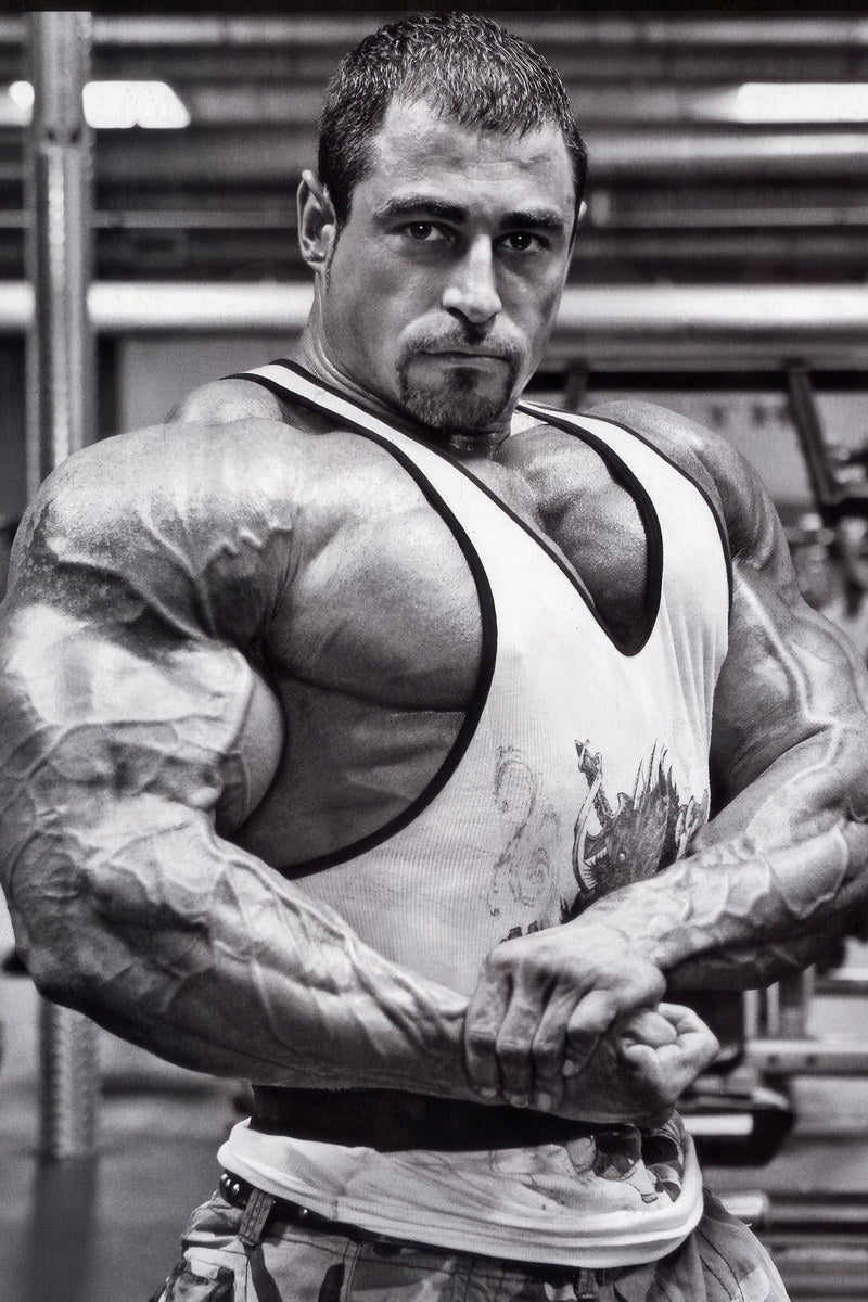 Poster - Mark Alvisi Side Chest Pose Bodybuilder Poster Bodybuilding ...
